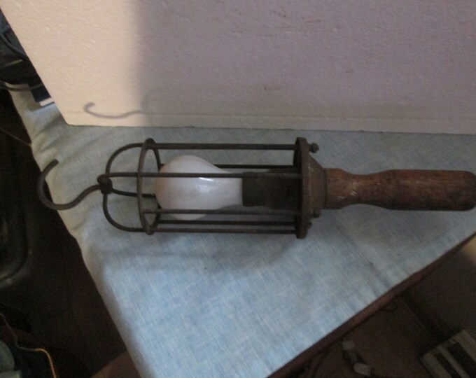Vintage Wire Covered Trouble Light, Wood Handle Trouble Light, Crafting ...
