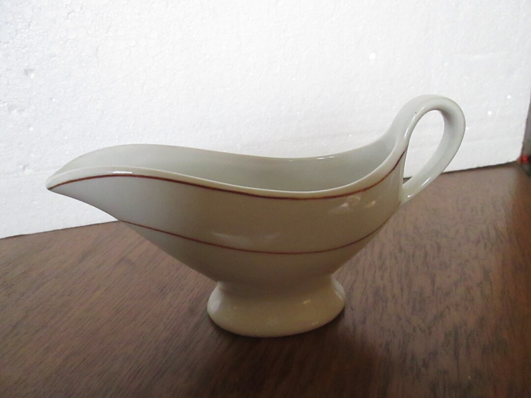 Vintage Medium Gravy Boat, Sauce Boat, Dinning Container, Serving ...