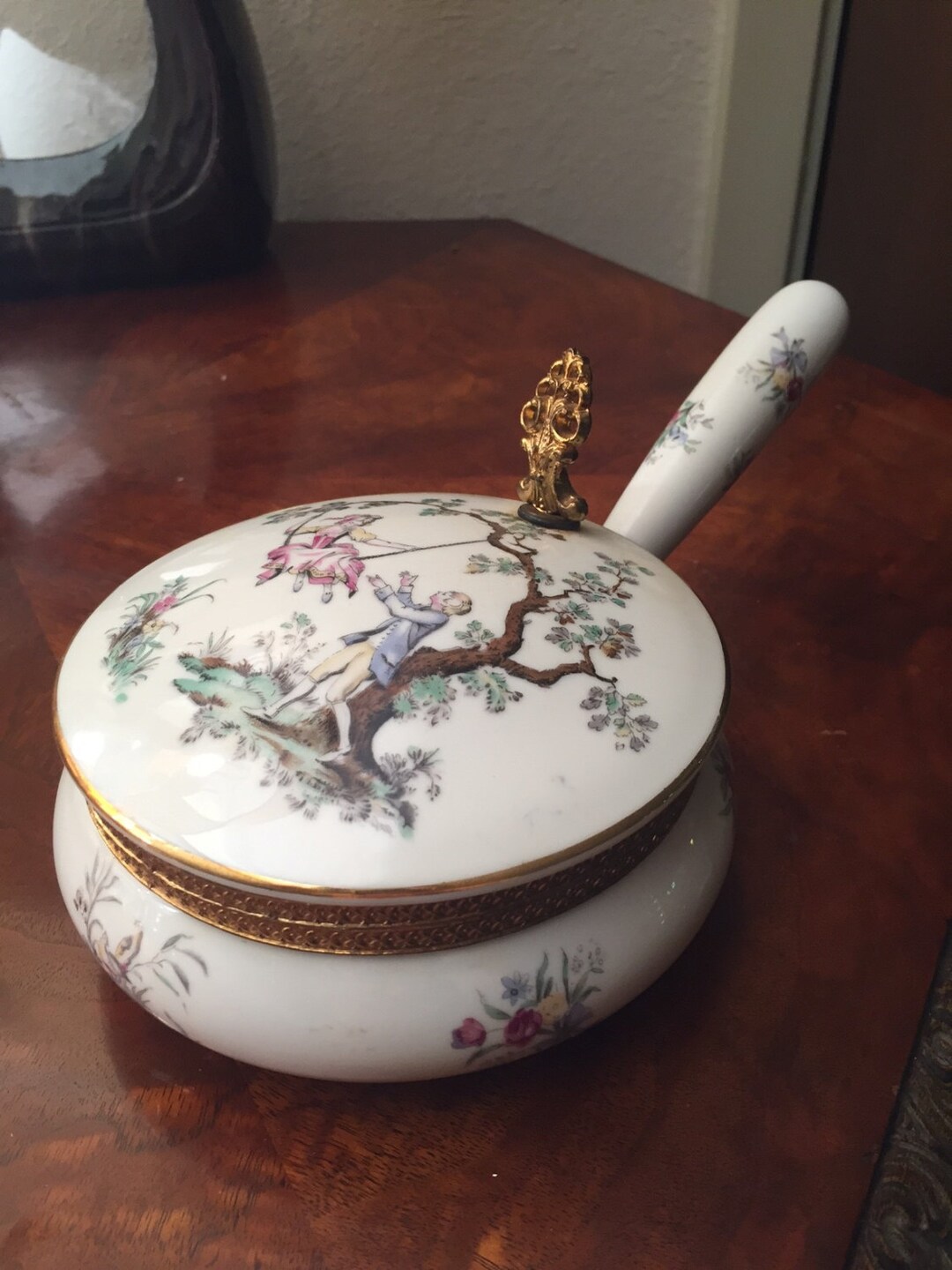 Silent Butler Crumb Catcher Porcelain Pan Dish Man Lady Swing Tree ...