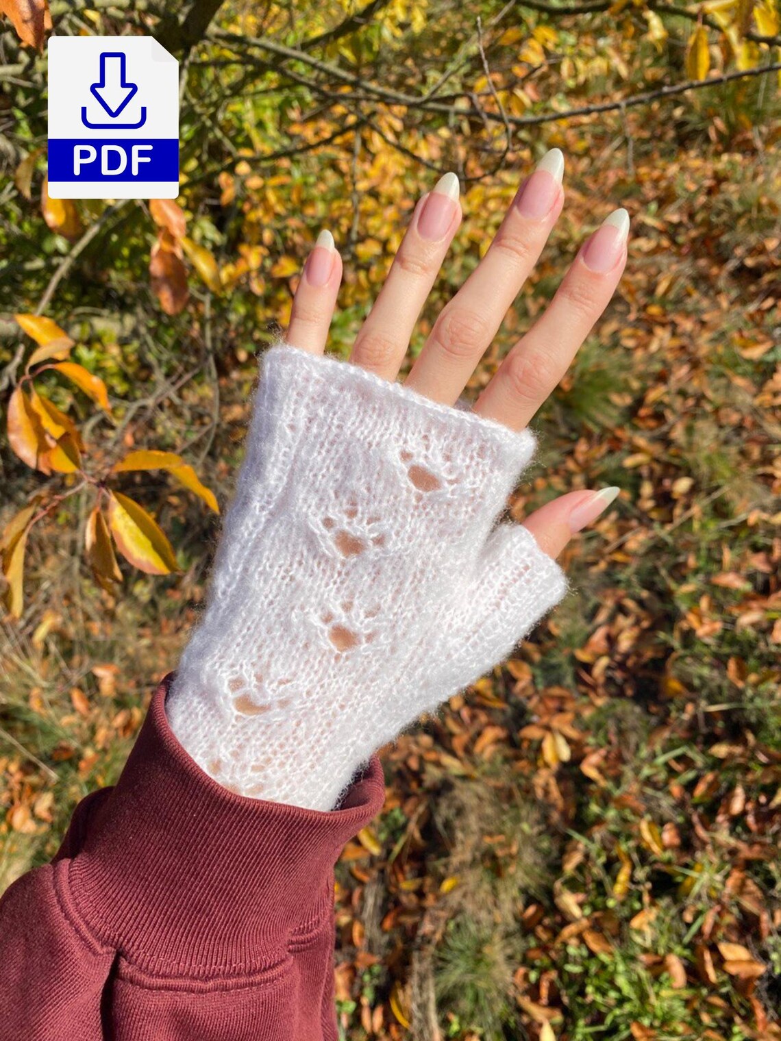 Paw Prints in Snow - Knitting Pattern for Lace Fingerless Gloves ...