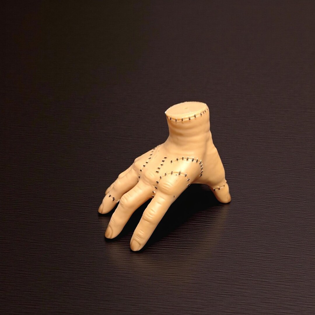 Realistic Severed Hand Decoration, "thing" Addams Family Hand Prop ...