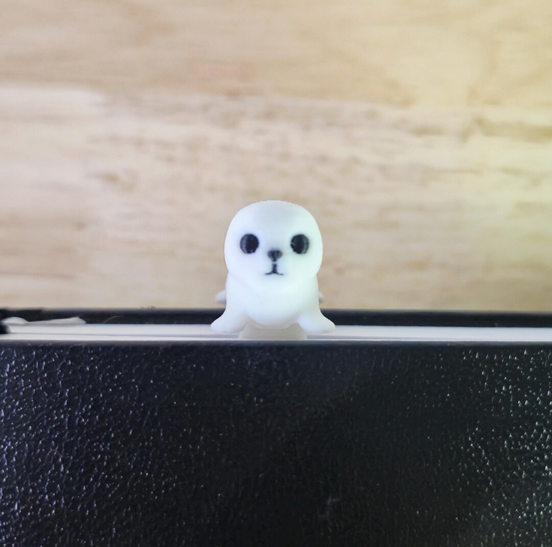 Handmade Elsie the Seal Bookmark – Chunky 3D Printed Page Marker - Etsy