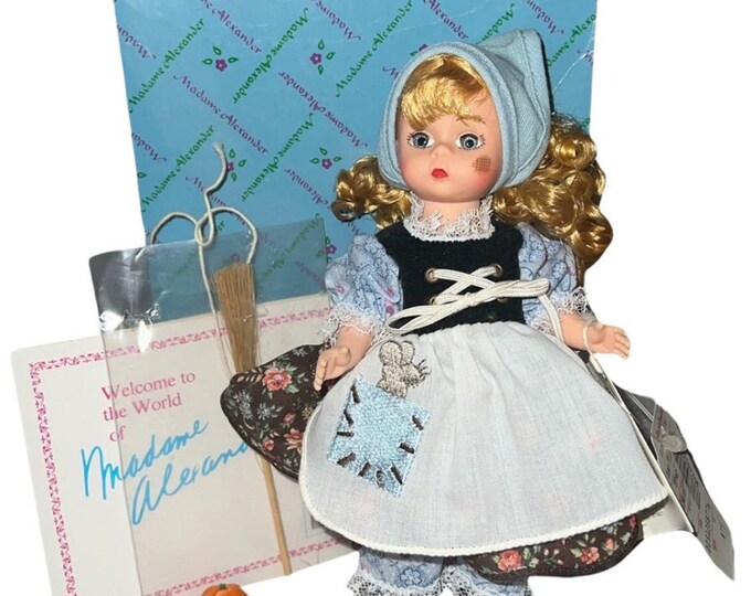 Madame Alexander Poor Cinderella Dress Outfit in Original Box Broom ...