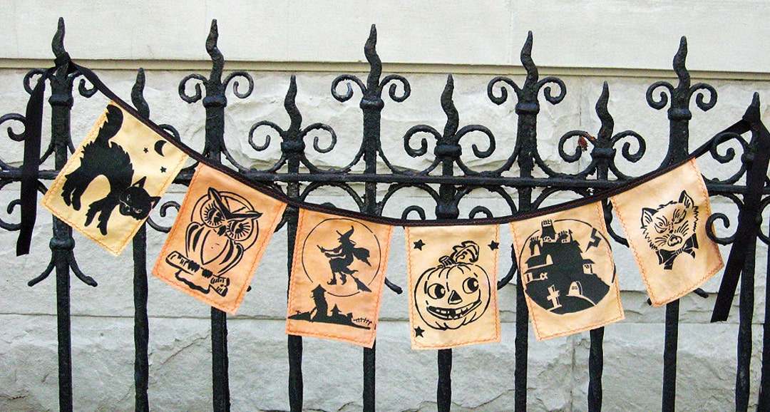 Halloween Banner. Primitive Halloween Decor. Nostalgic, Retro, Vintage ...