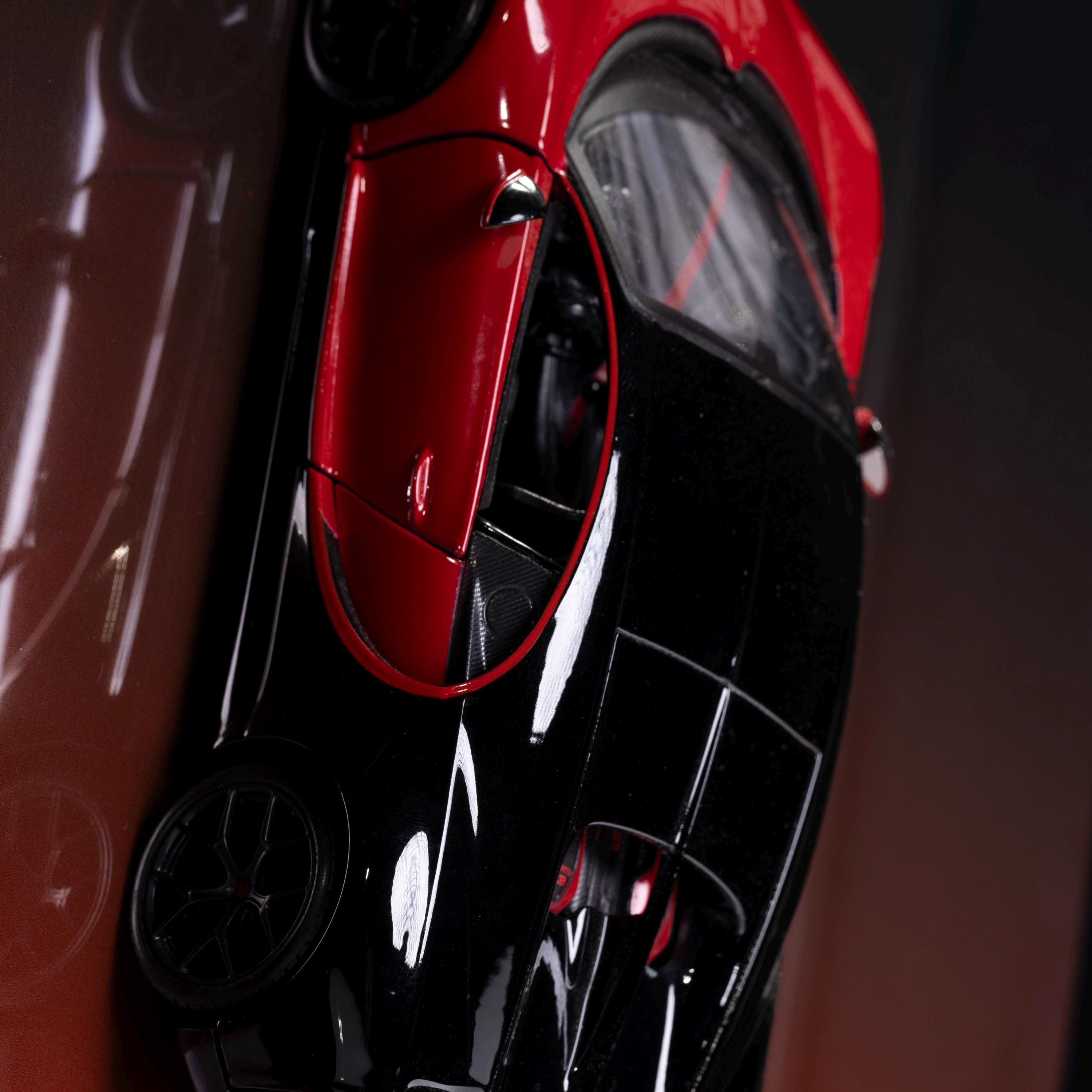 Bugatti Chiron 1:24 | Framed Collectible Model Car | Hypercar Wall Art ...