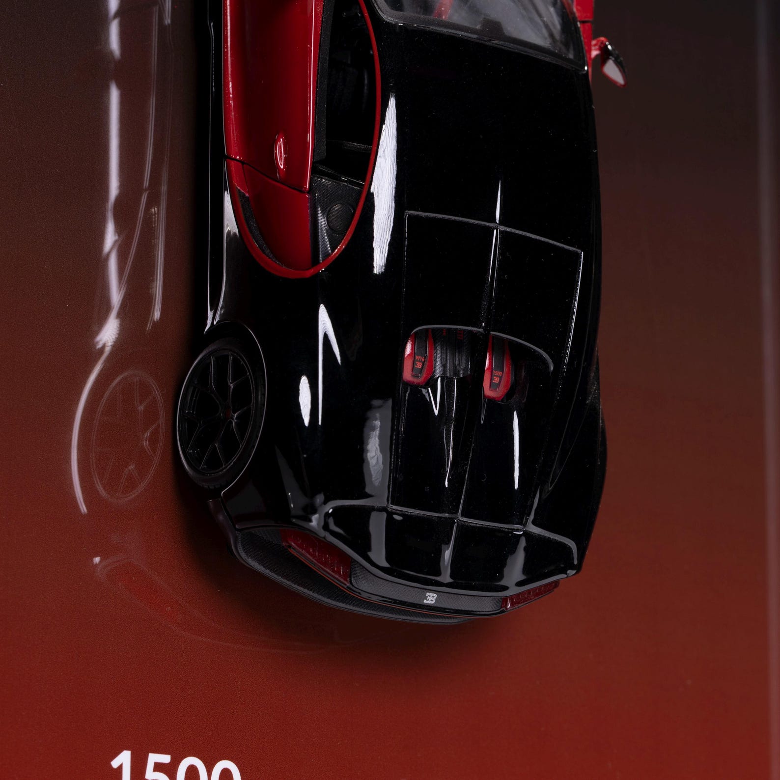 Bugatti Chiron 1:24 | Framed Collectible Model Car | Hypercar Wall Art ...