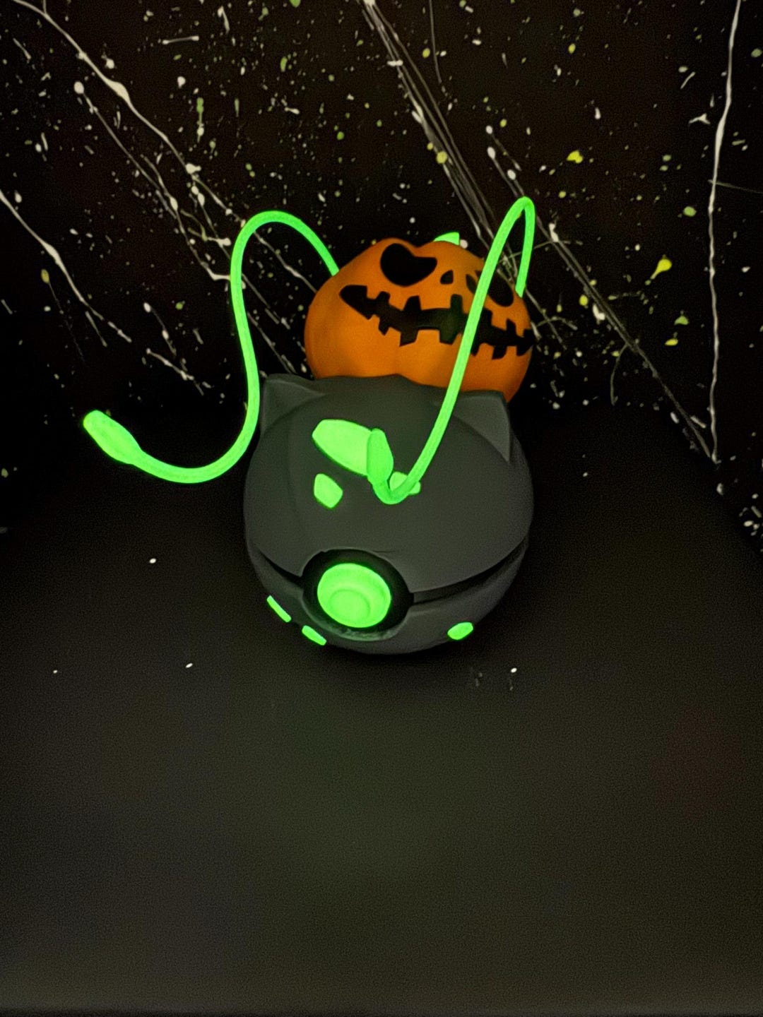 Glow in the Dark Bulbasaur | Pokémon | Anime | Figurine | Collectable ...
