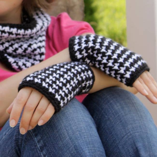 Houndstooth Accessories Crochet Pattern Permission to Sell - Etsy