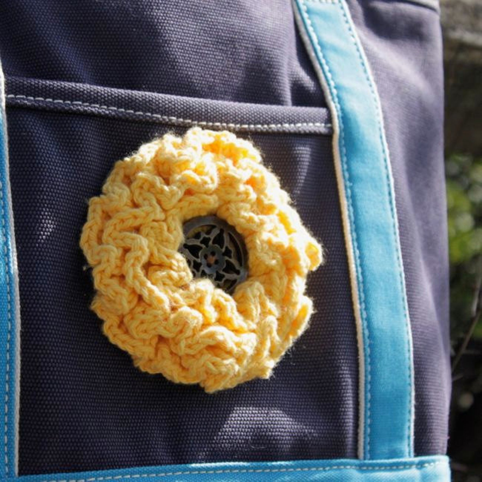 Big Button Interchangeable Flowers (set 2) - Crochet Pattern ...