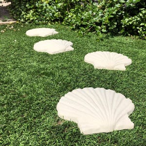 SEASHELL STEPPING STONES (4 Color Options): Durable Solid Stone Step ...