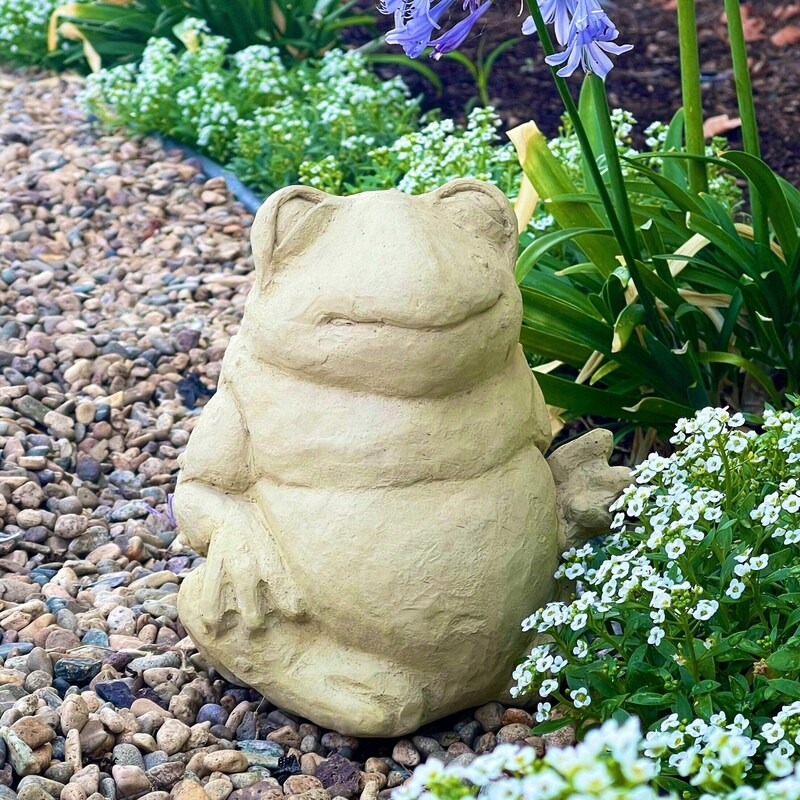 Outdoor Garden Frogs - Etsy
