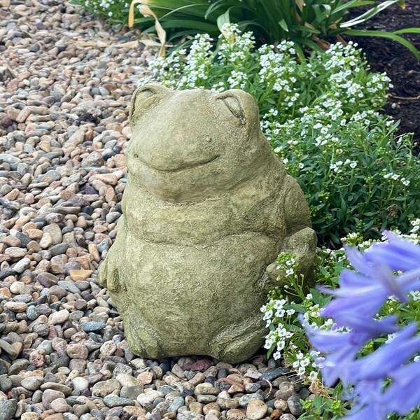 Outdoor Garden Frogs - Etsy
