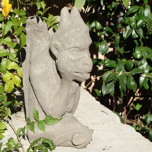 VINTAGE GARGOYLE STATUE (4 Color Options): Durable Solid Stone. Unique ...