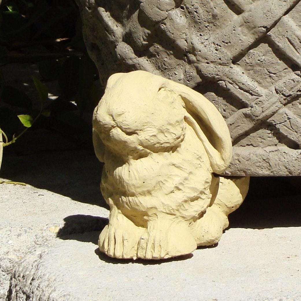 BUNNY POTFEET SET/3 (4 Color Options): Elevate Planters W/ Solid Stone ...