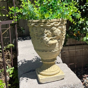 VINTAGE SONGBIRD URN (4 Color Options): Solid Durable Stone W/ Nature ...