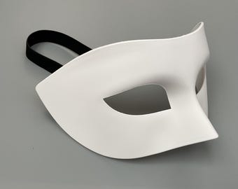 White Plastic Masquerade Skull Mask: DIY Costume Ball Eye Mask - Etsy