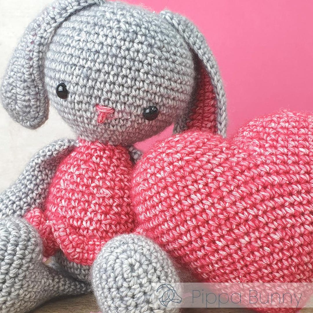 Hardicraft Pippa Bunny Crochet Kit - Etsy