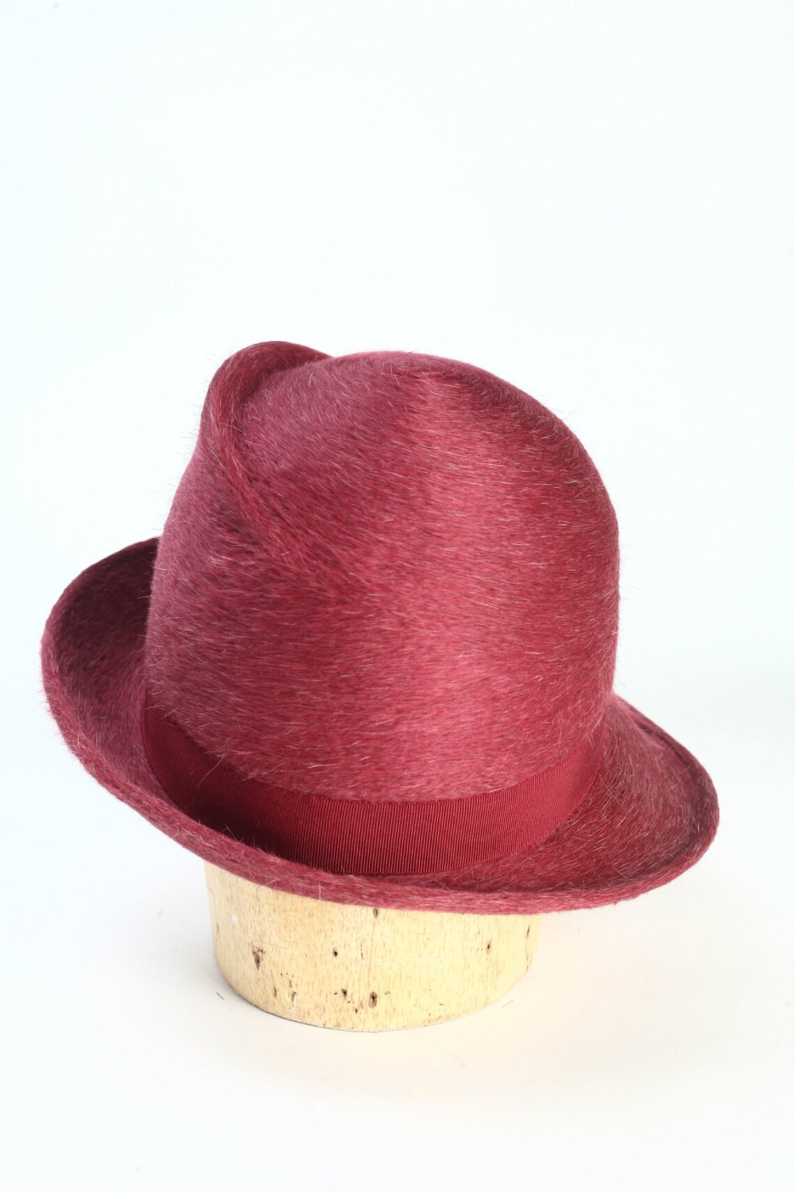 Raspberry Red Beaver Fur Felt Winter Cloche Hat,pleated Front Crease ...