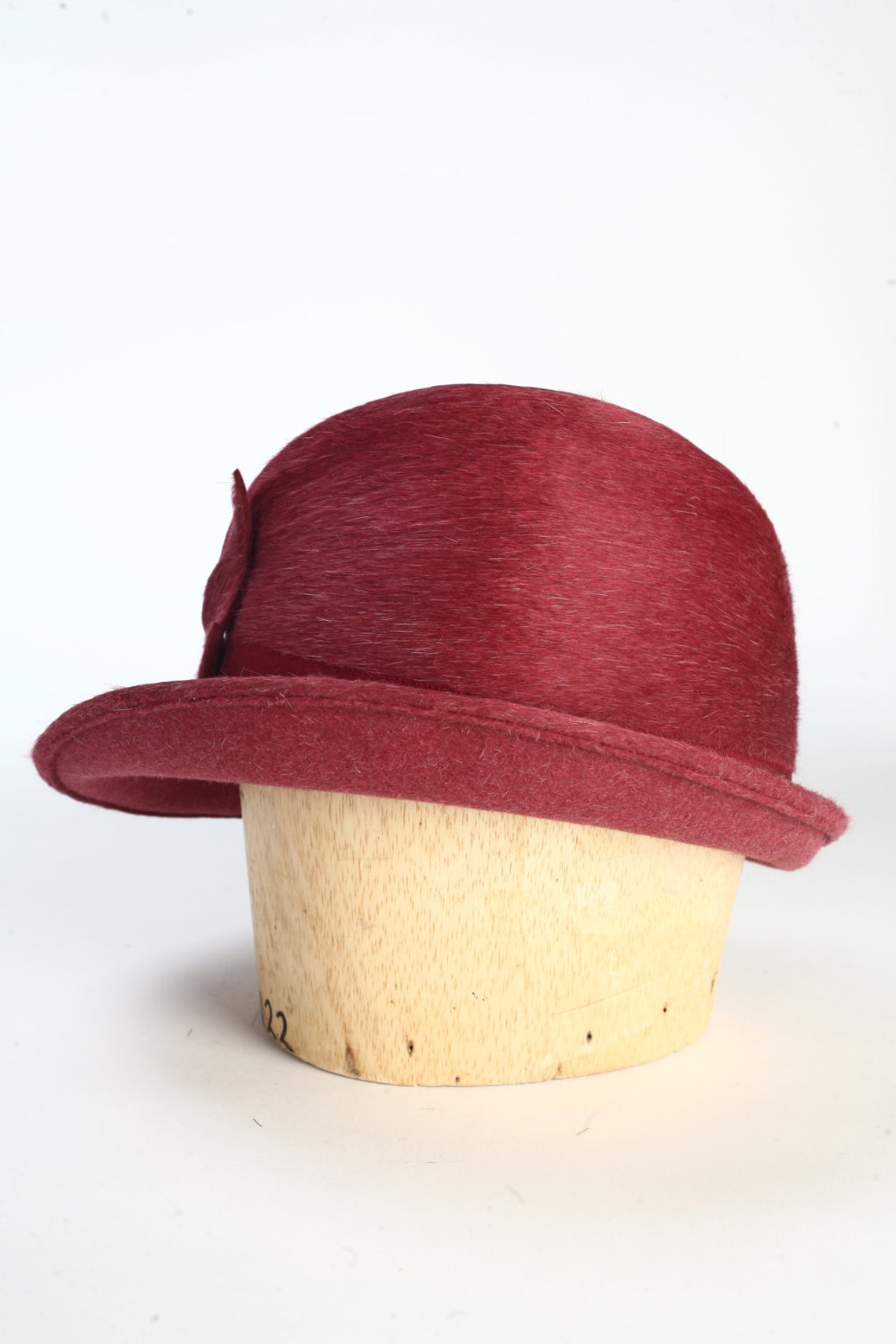 Raspberry Red Beaver Fur Felt Winter Cloche Hat,pleated Front Crease ...