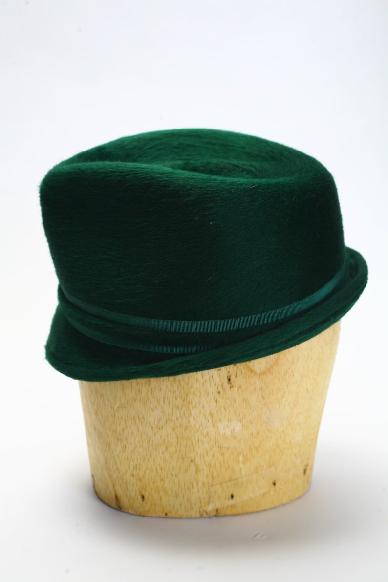 Green Beaver Fur Felt Fedora Hat With Grosgrain Band and Black Coq ...