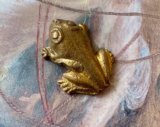 Vintage Frog Art Deco Very Old Brass Flat Back Decor Findings Stampings ...