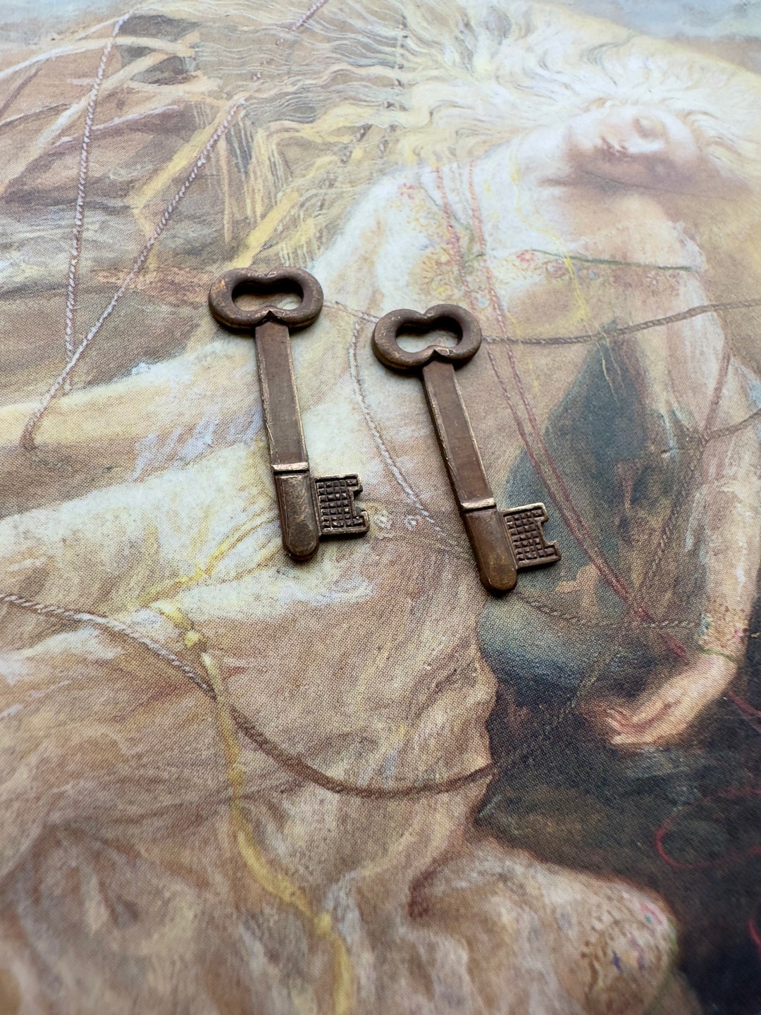 2 Vintage Keys Solid Brass Ornate Art Deco Very Detailed Piece Pendant ...