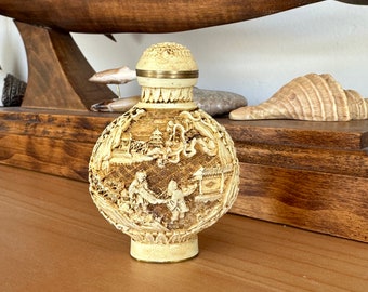 Vintage Snuff Bottle Lacquerware Ivory Resin Qianlong Mark, Carved ...