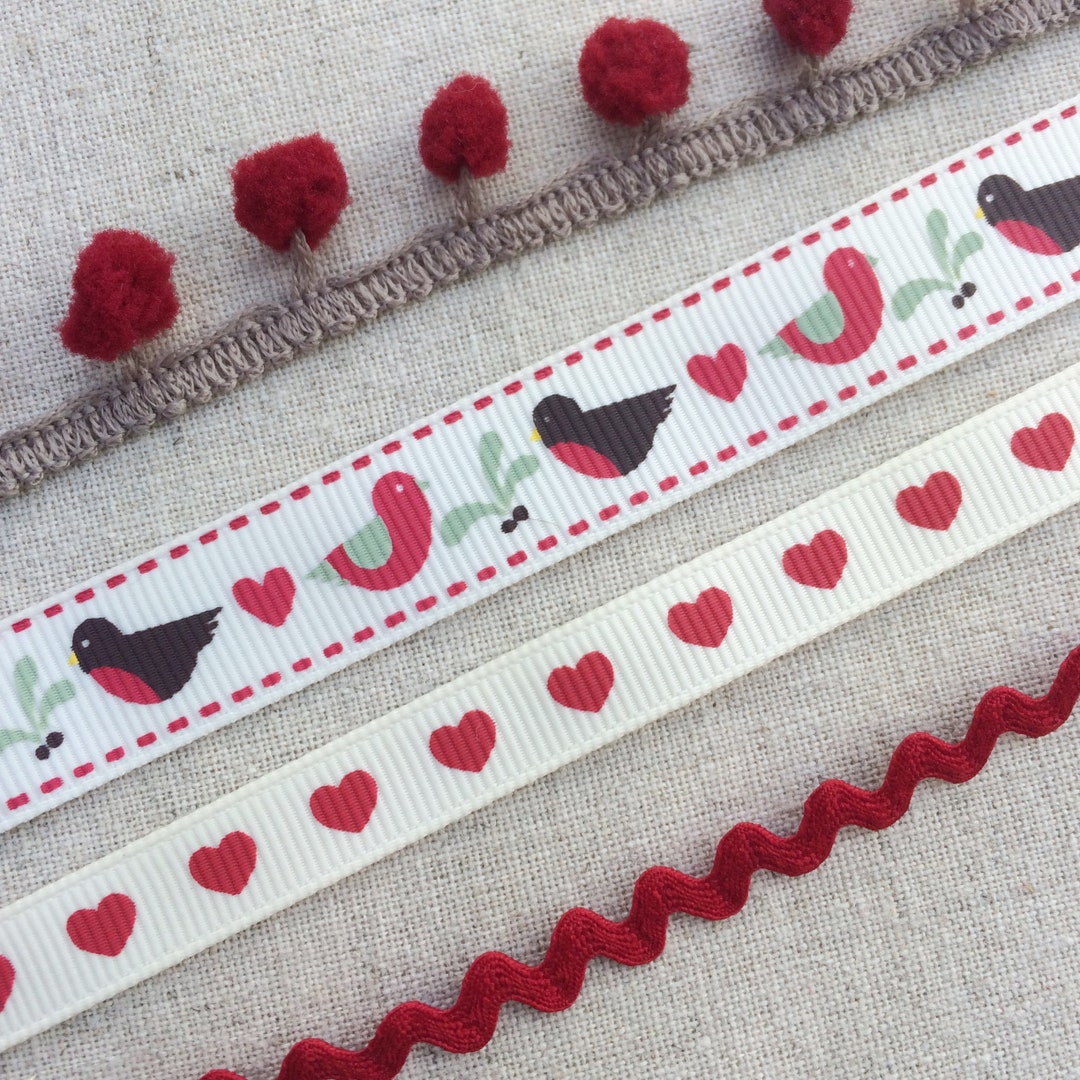Christmas Robin, Heart and Mistletoe Ribbon Collection. Christmas ...