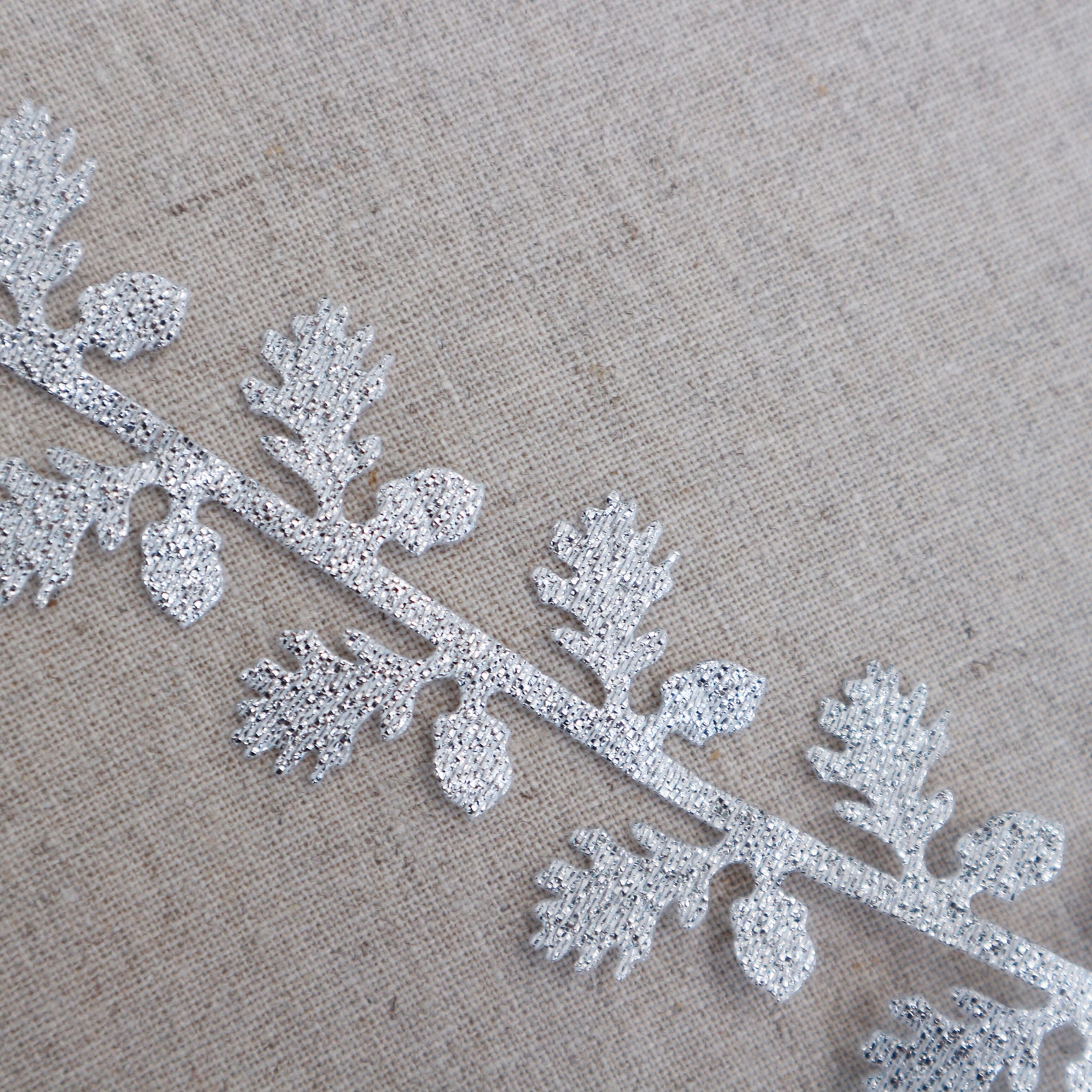 Silver Oak Leaf Ribbon. Metallic Oak and Acorn Christmas Ribbon ...