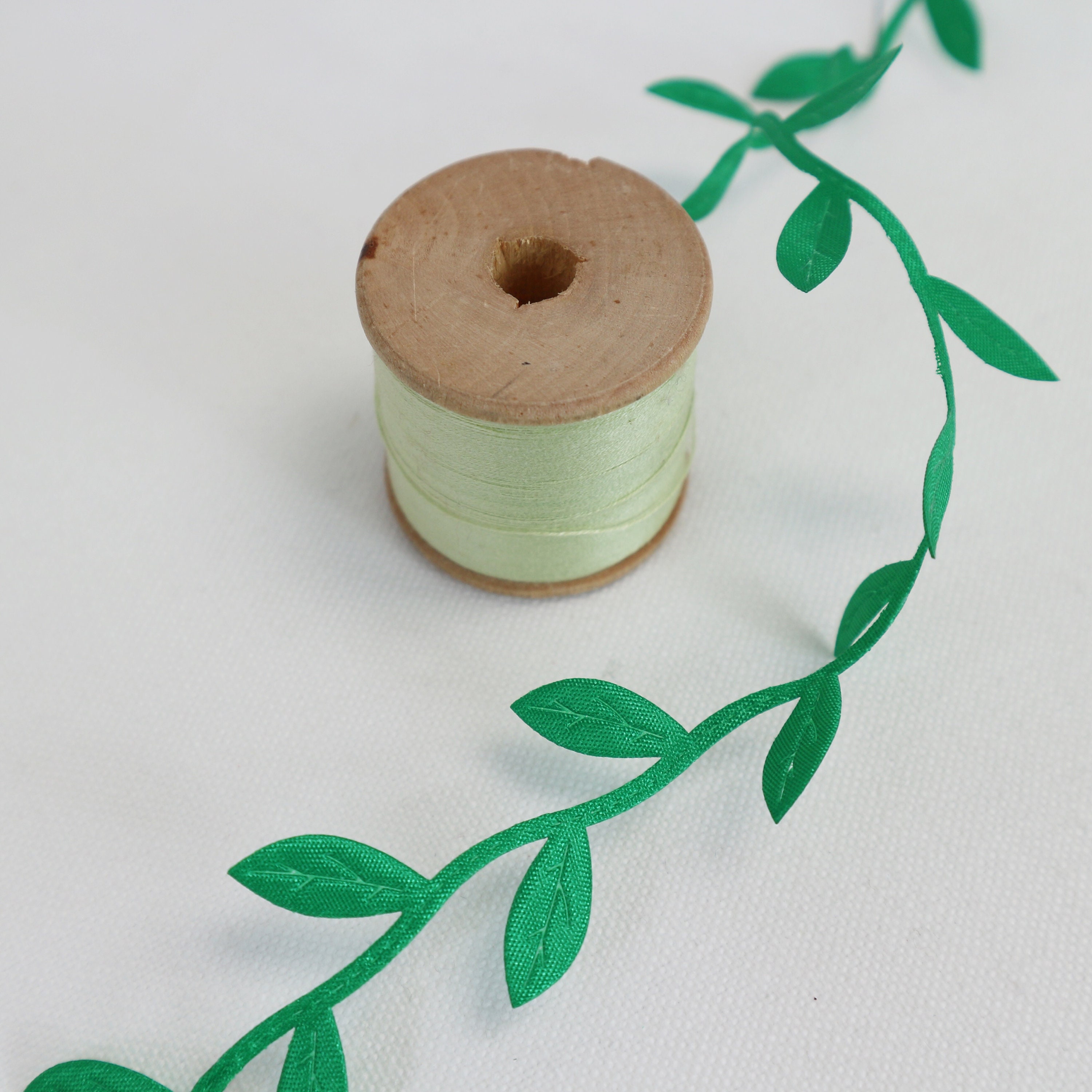 Leaf Ribbon. Cut Out Leaf Trim in Red Green or Ivory. - Etsy