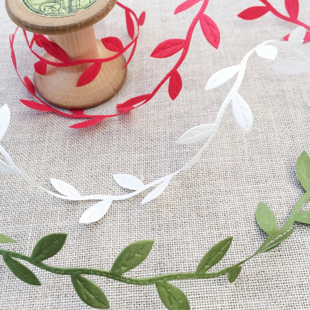 Leaf Ribbon. Cut Out Leaf Trim in Red, Green or Ivory. Christmas Ribbon ...