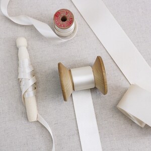 Pearl White Satin Ribbon. Ivory Luxury Wedding Ribbon. - Etsy