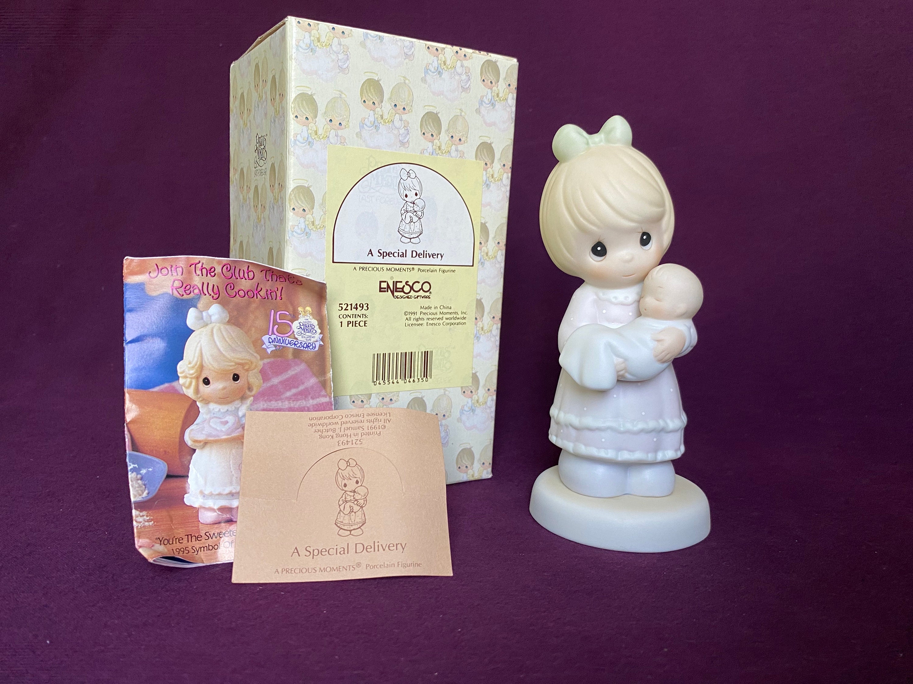 Precious Moments - A Special Delivery - Vintage Figurine - Enesco ...