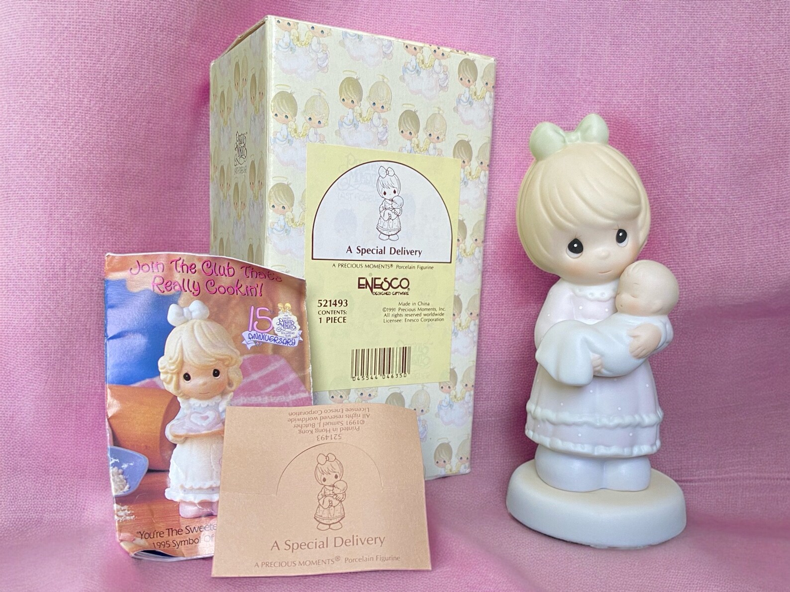 Precious Moments - A Special Delivery - Vintage Figurine - Enesco ...