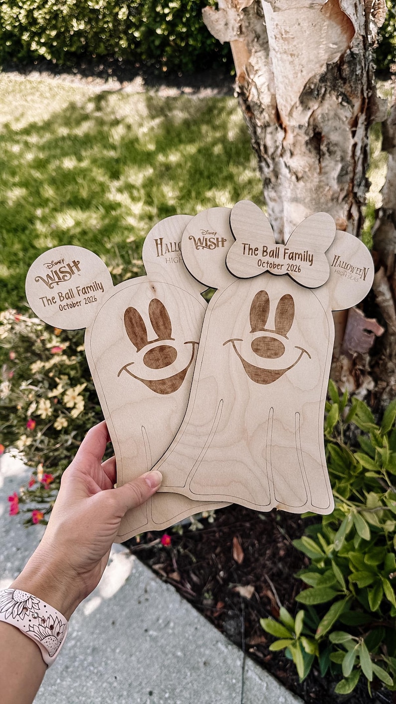 Mickey Autograph Sign Wooden Board Fish Extender Pixie Dust Halloween ...