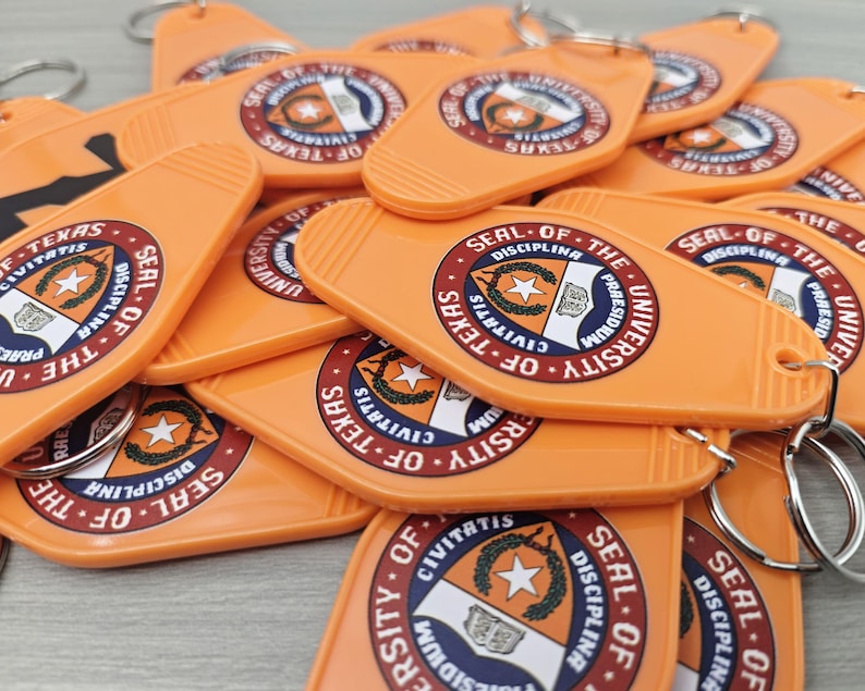 Custom Bulk Motel Hotel Keychains, Personalized Plastic Vintage Motel ...