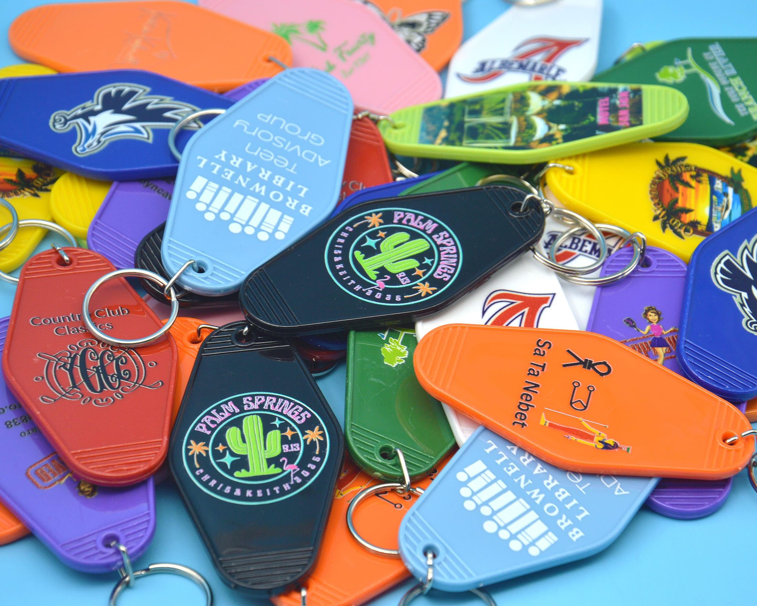 Custom Bulk Motel Hotel Keychains, Personalized Plastic Vintage Motel ...
