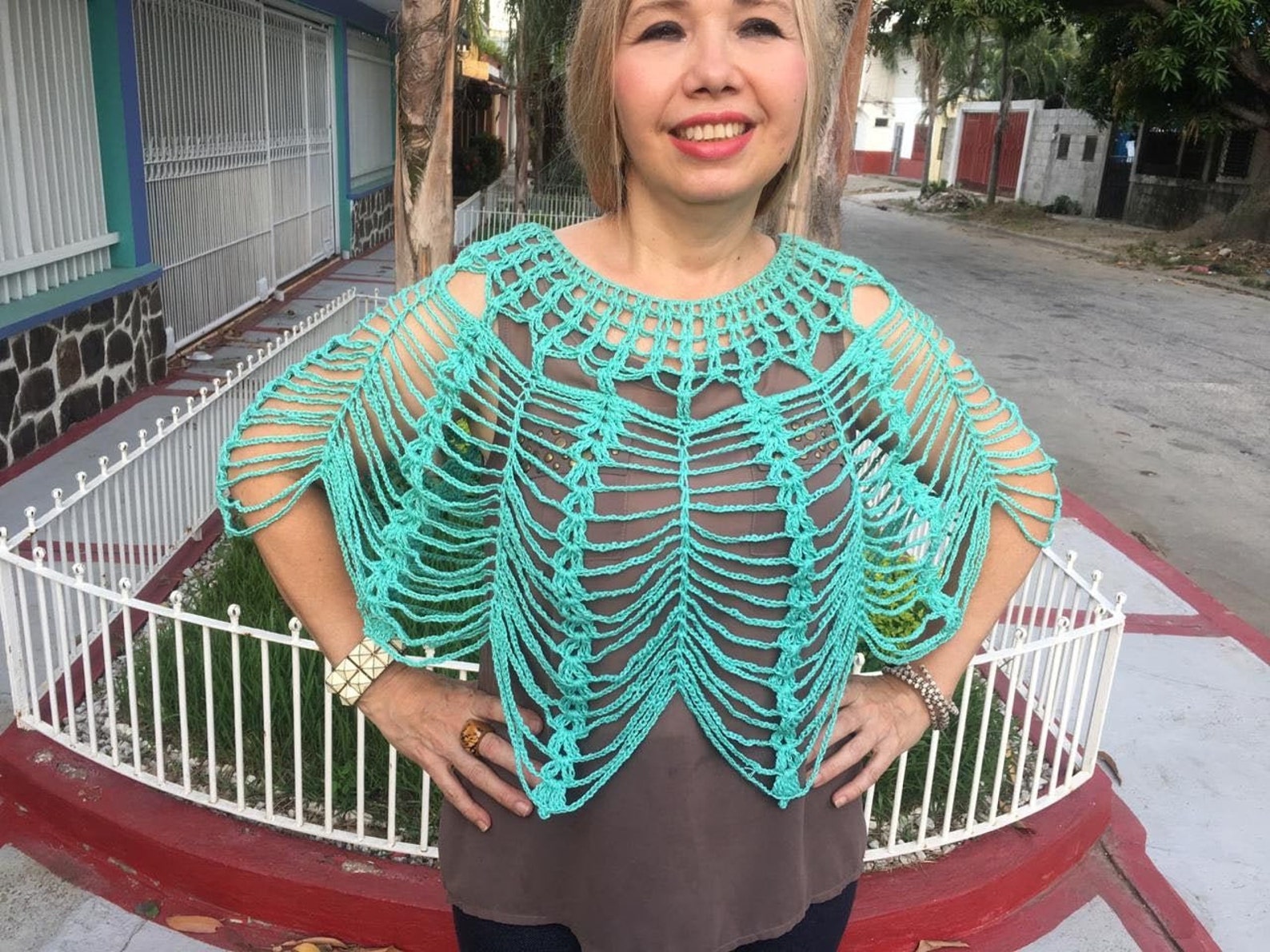 INSTANT DOWNLOAD Cursive Long Capelet PDF Pattern - Etsy