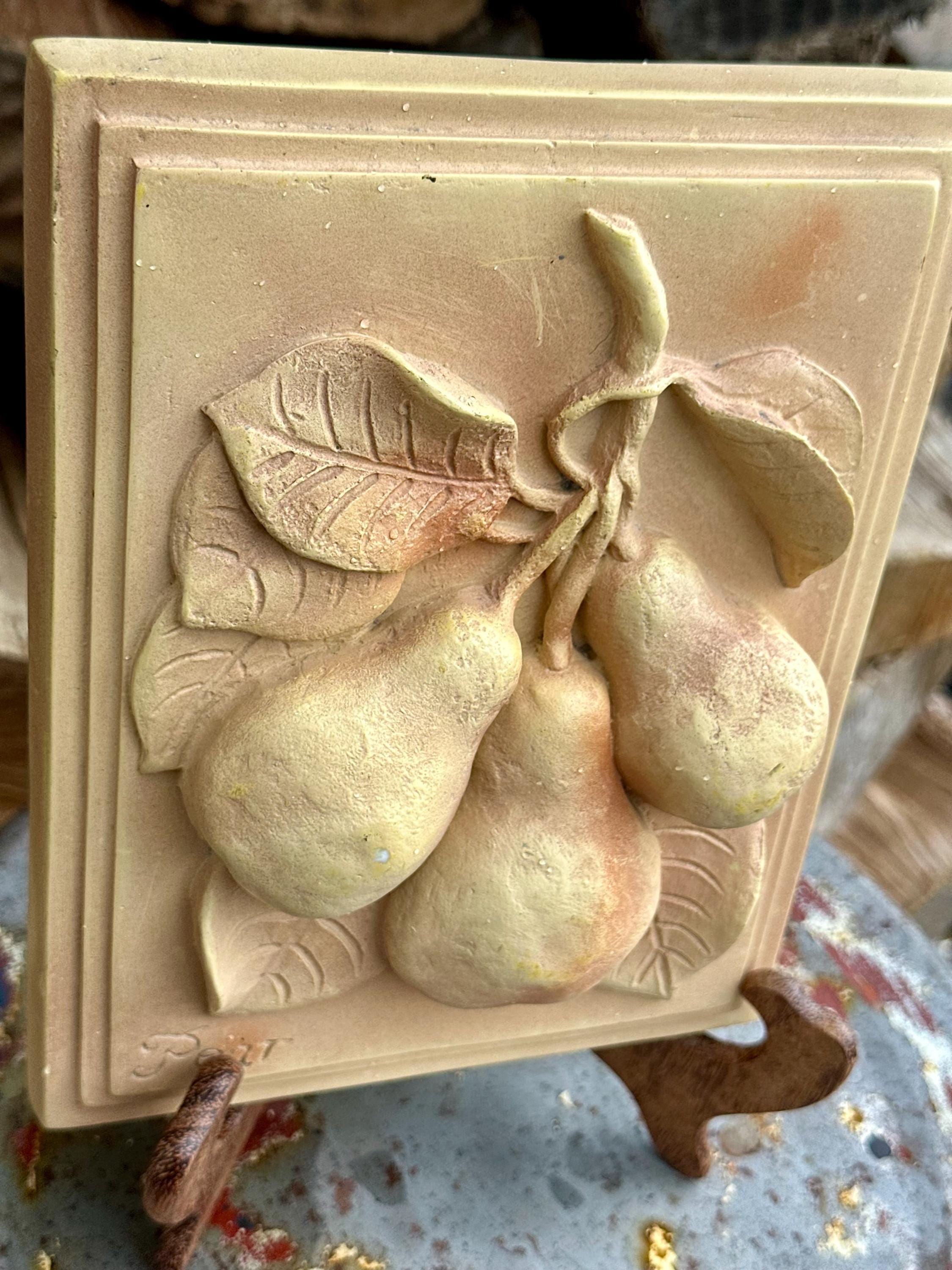 Vintage 3D Plaster Retro Fruit Wall Decor Fleur De Lis Wall Art Plaque ...