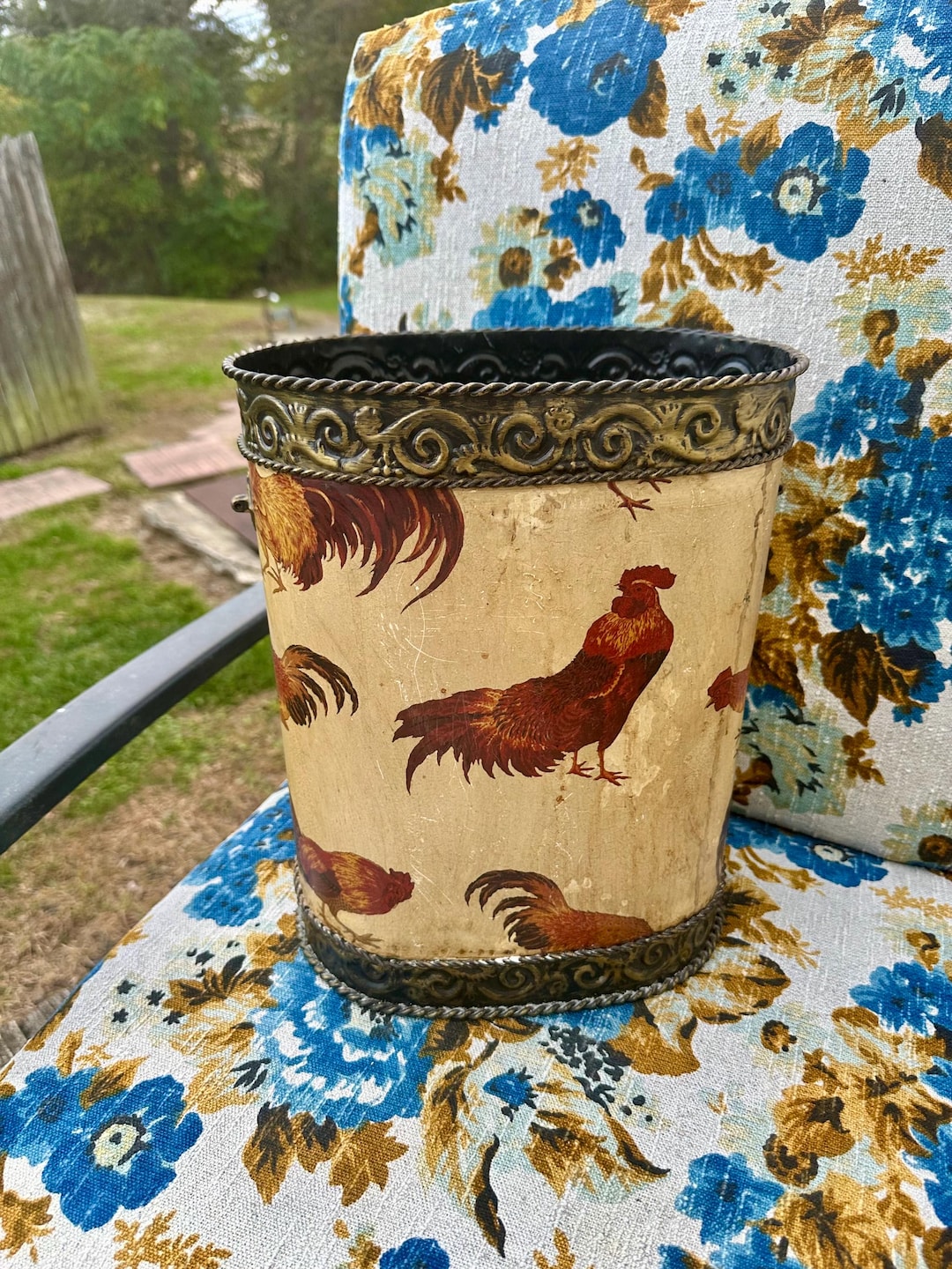 Vintage Handpainted Rooster Farm Life Theme Metal Trash Bin Waste ...