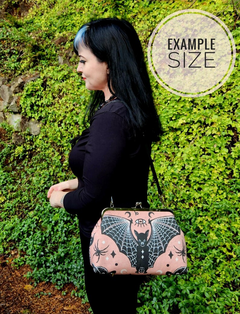 Bride of Frankenstein Horror Monsters Kisslock Purse, Shoulder Bag ...