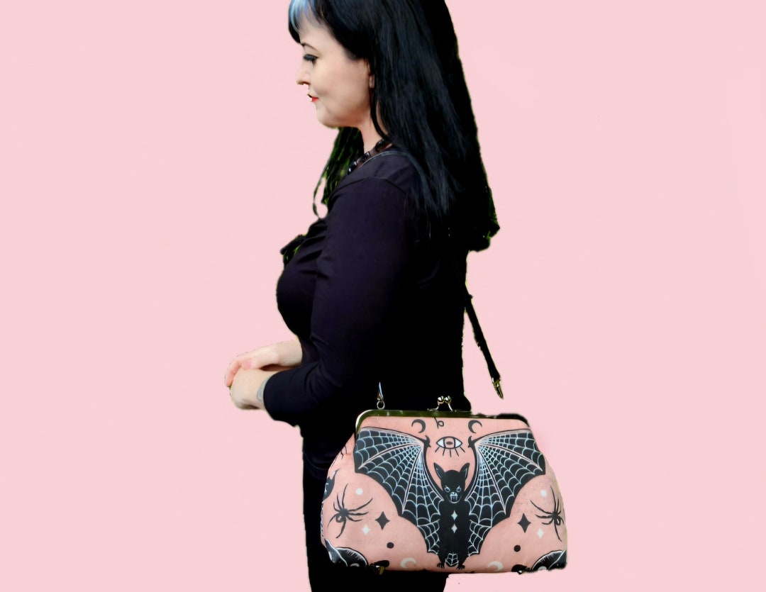 Goth Purse, Pink Bat & Spider Kisslock, Gothic Shoulder Bag, Crossbody ...