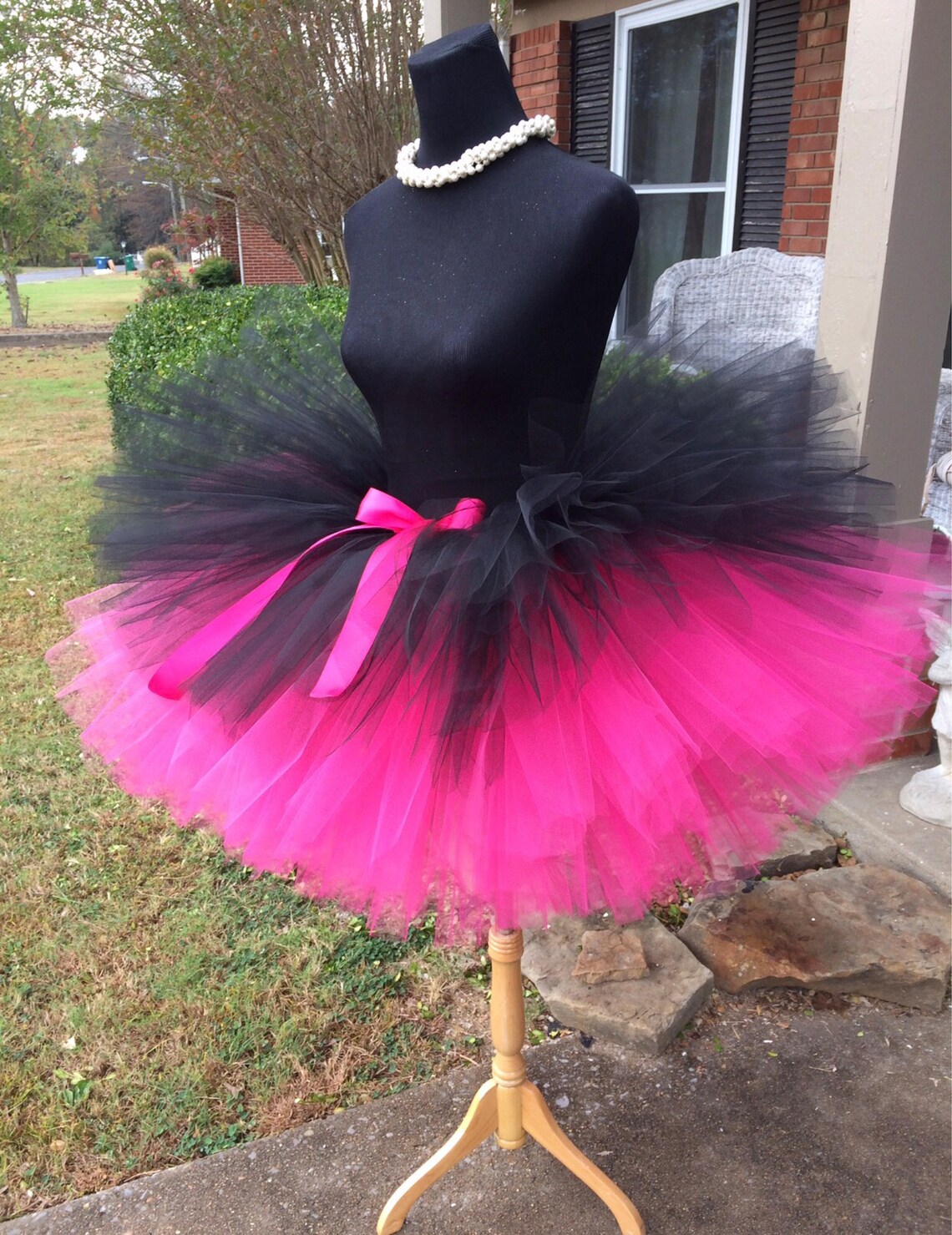 Tutú adulto en fucsia con superposición negra Tutú de | Etsy