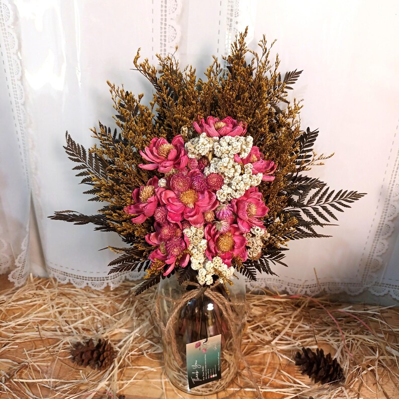 Rustic Dried Flower Arrangement in Clear Glass Vase, Neutral Minimalist ...