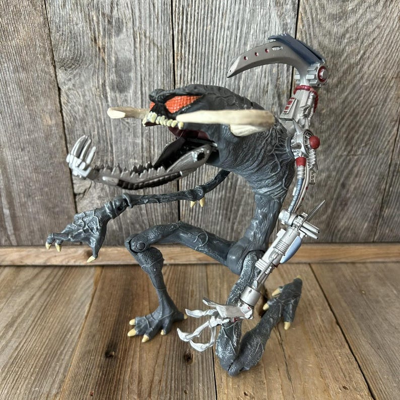 Mcfarlane 1995 Toys Spawn Series 3 Cyber Violator II W/ Cybernetic ...