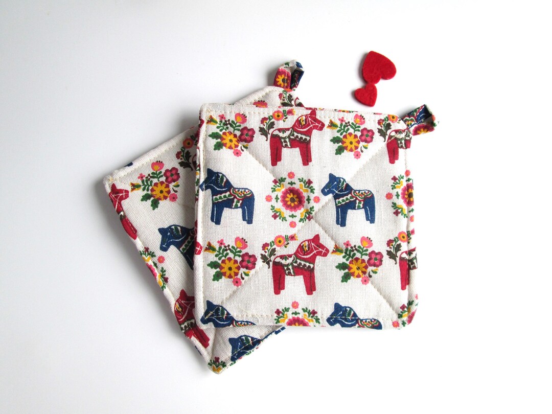Pair of Swedish Dala Horse Pot Holders - Etsy