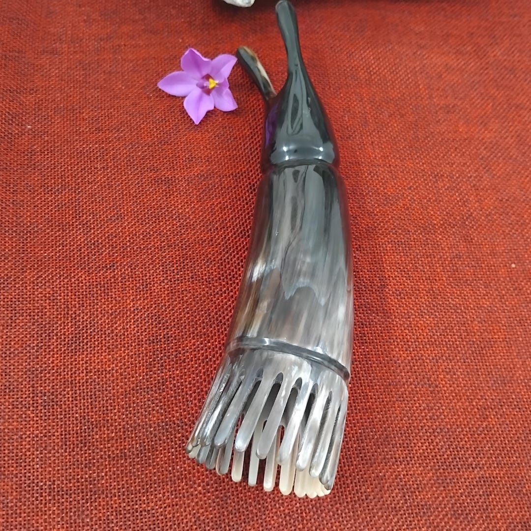 Handmade Bunny Ear Comb From Natural Buffalo Horn: Natural Hair ...