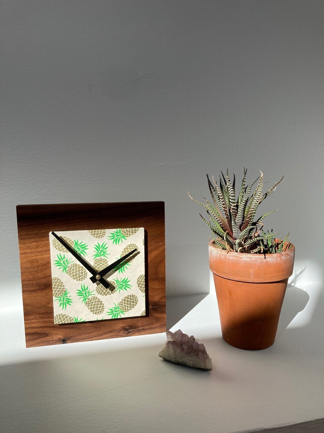 Pineapple Clock, Reclaimed Wood Decor, Hospitality Clock, Pineapple ...
