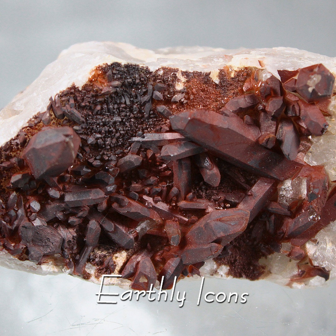 Cristaux de quartz hématoïde du Maroc ; Pointes de cristaux de quartz ...