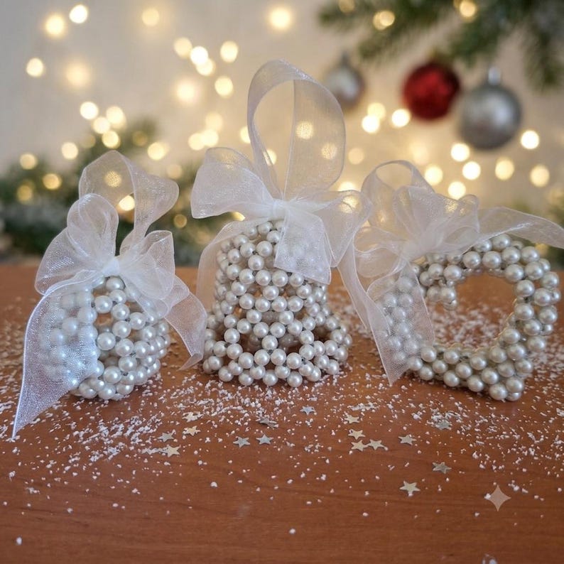Vintage Style Beaded Christmas Ornaments Set, Handmade Glass Bead Tree ...